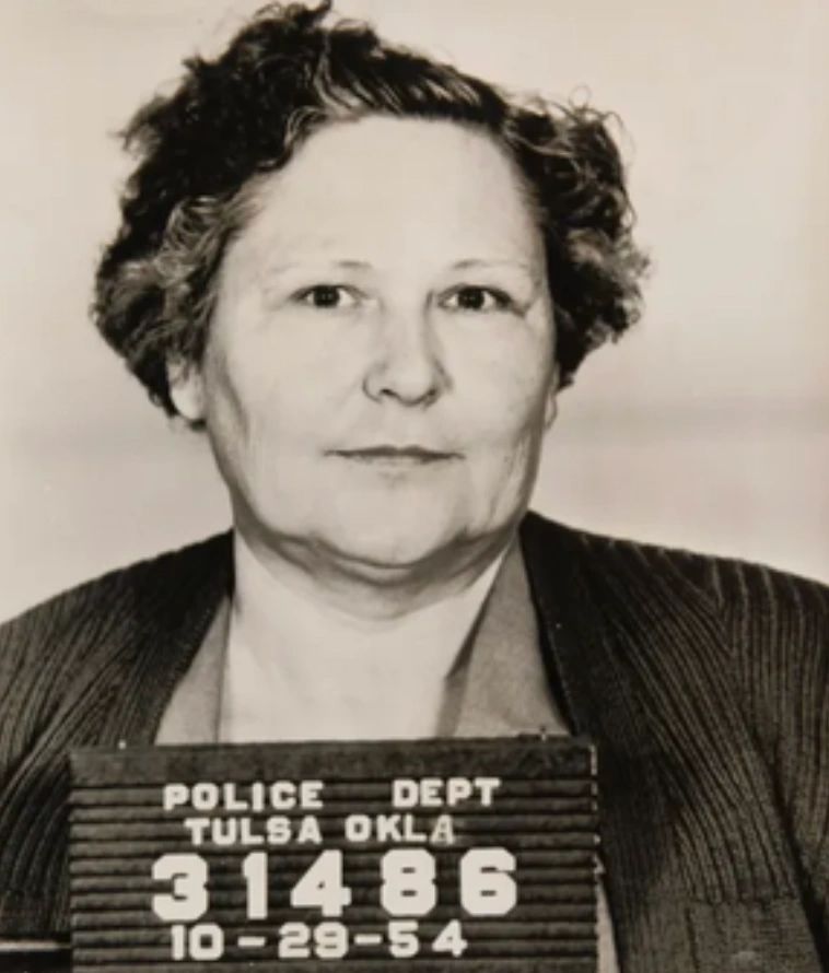 The Giggling Granny: Nannie Doss's Chilling Crimes - To the place